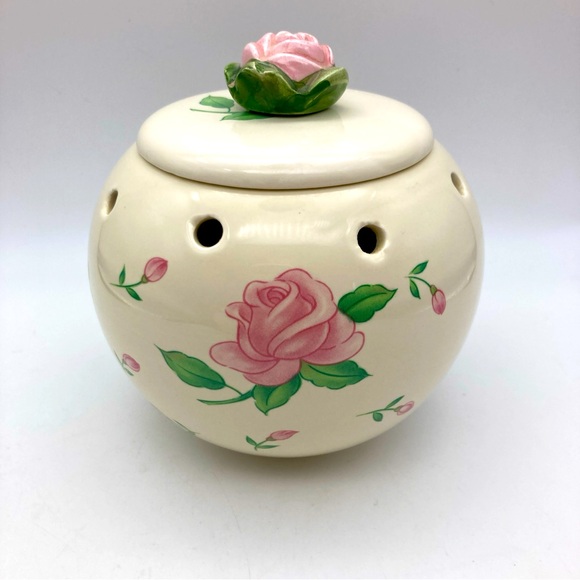 Westrim Crafts | Accents | Ceramic Potpourri Rose Pot With Lid Pink ...